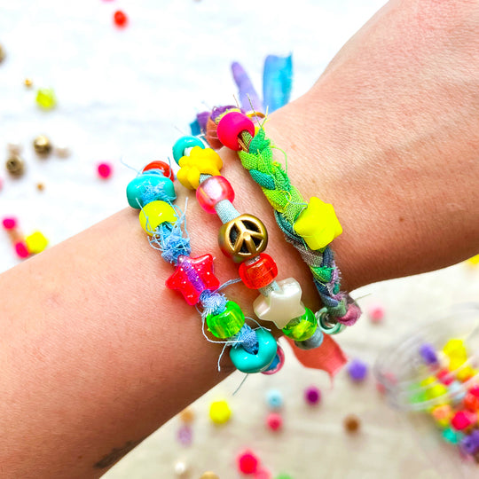 Round Gold Peace Sign Beads – The Neon Tea Party